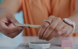 How To Roll A Joint Step by step Guide To Rolling Up Weed Leafly
