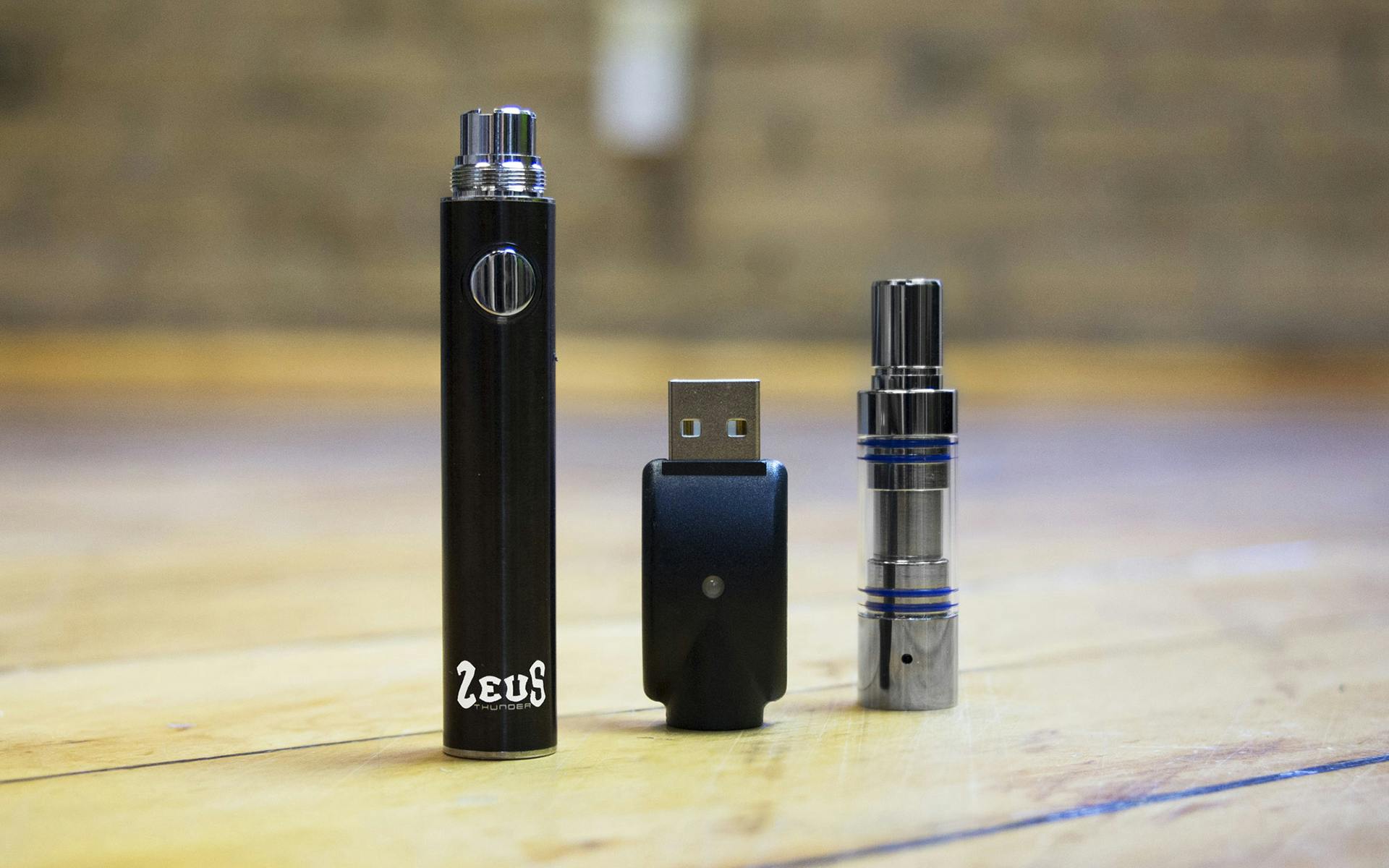 Product Review: The Zeus Thunder 2 Wax Pen | Leafly