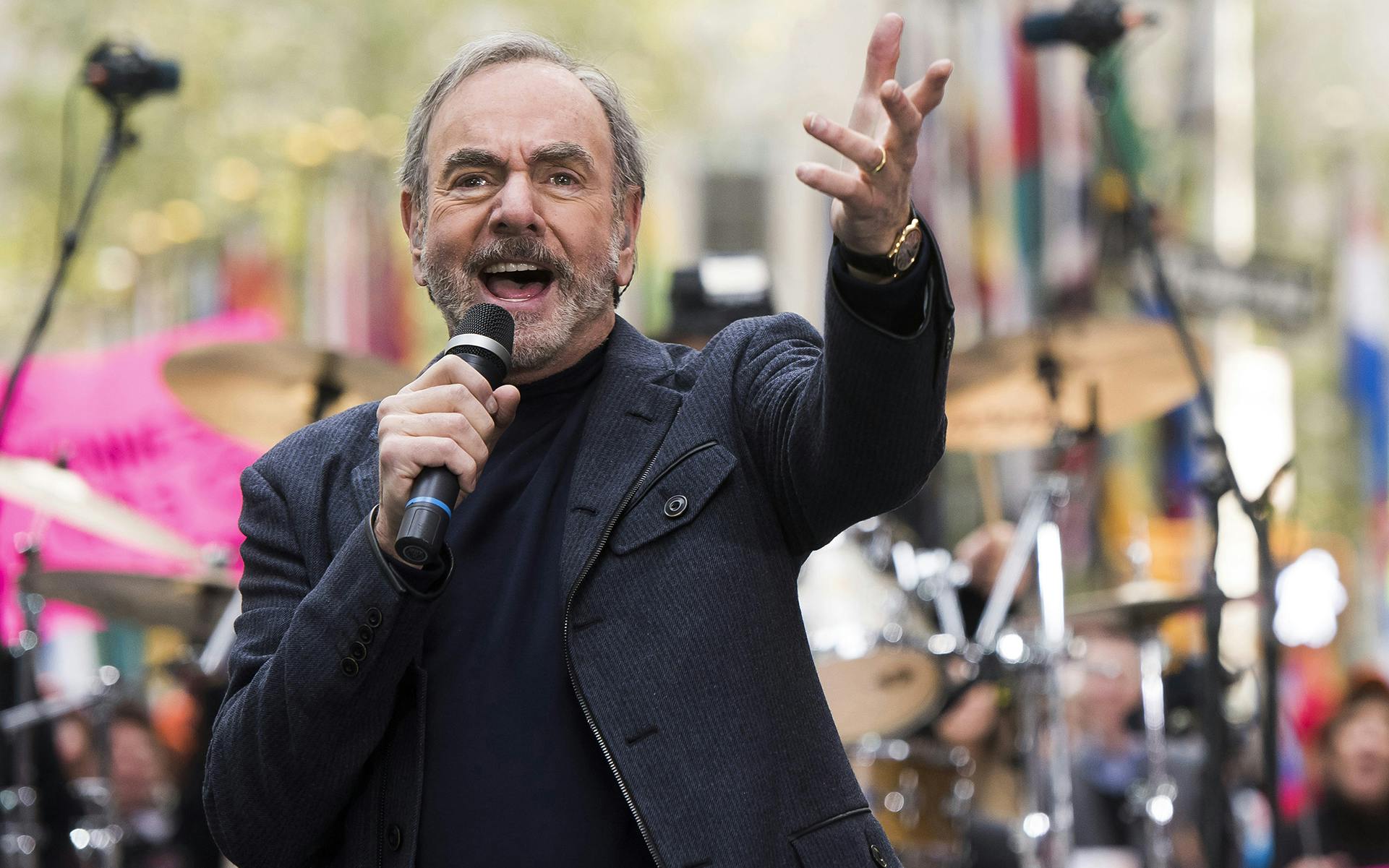 Looking Back on Neil Diamond's Infamous "Pot Smoker’s Song" | Leafly