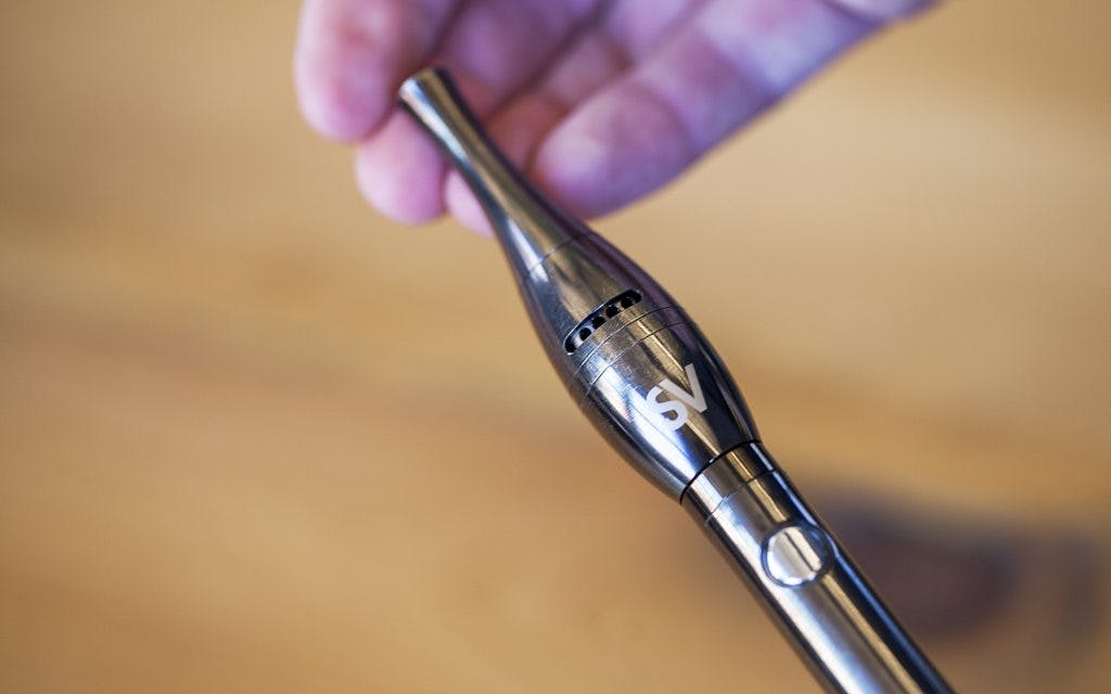 Product Review: The SOURCE Orb 4 Premium Coil-less Quartz Vape Pen | Leafly