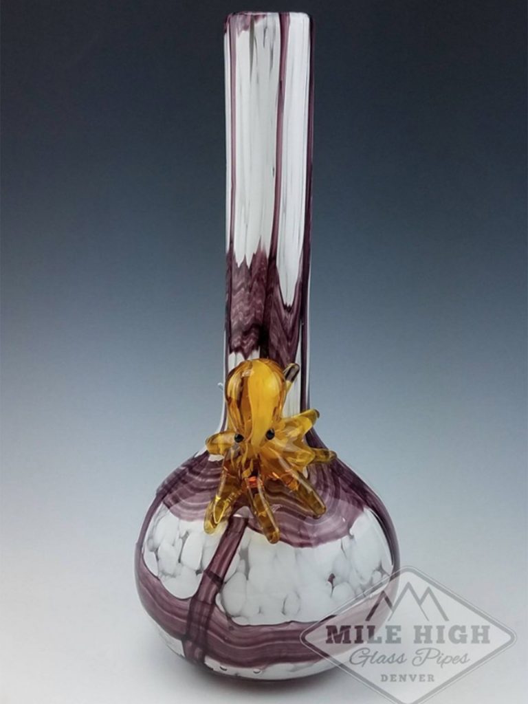 8 Gorgeous Glass Bongs for $300 and Under | Leafly