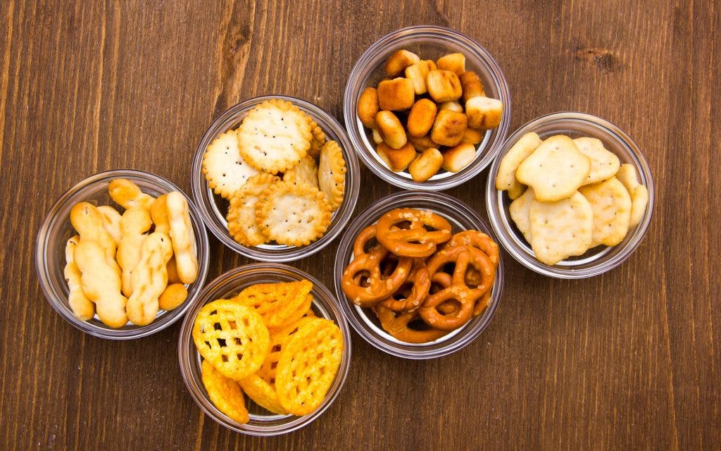 Use These 4 Cannabis Products to Make Infused Poolside Snacks | Leafly