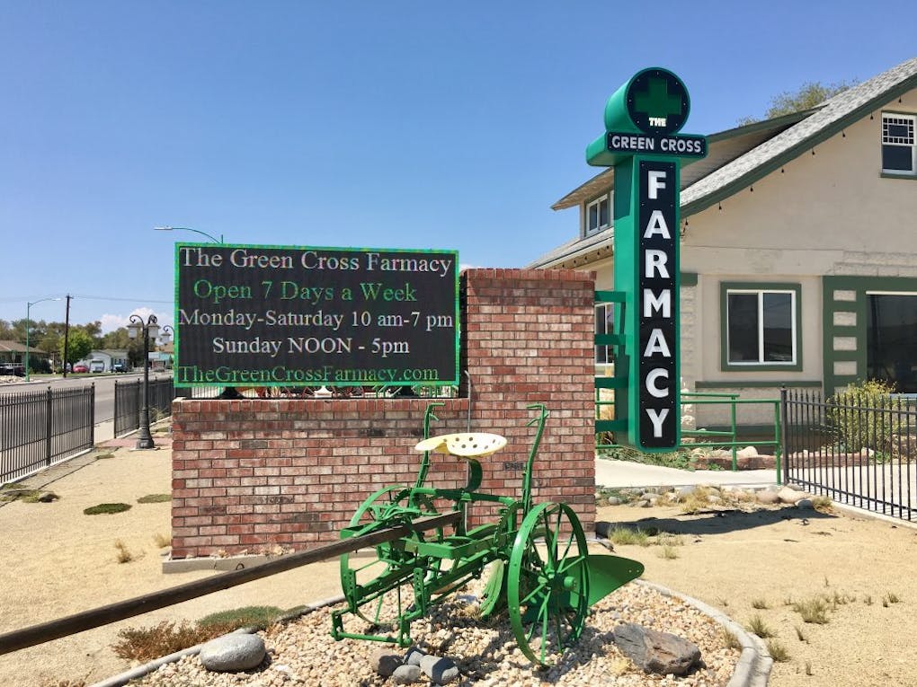 A Traveler's Guide to Cannabis in Nevada's Border Cities | Leafly