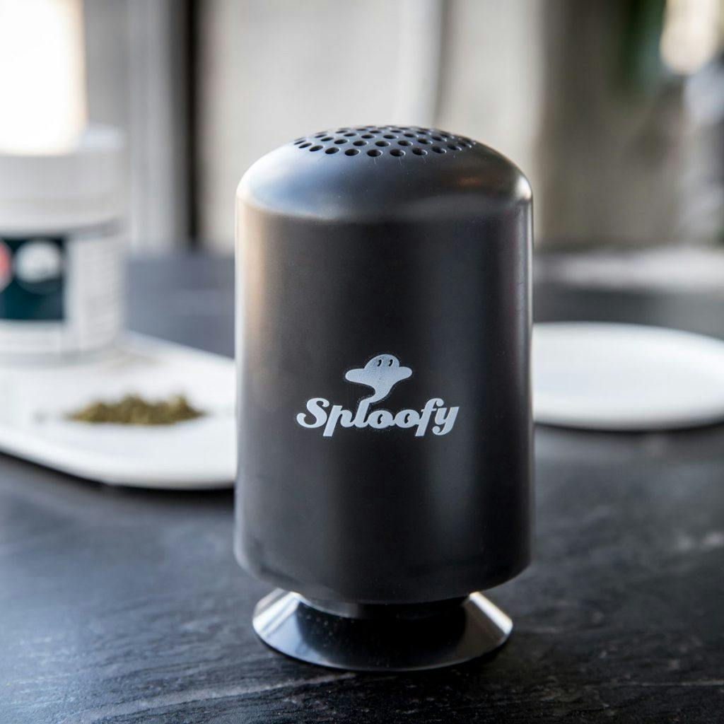 Sploofs 101: How to Reduce Smell When Smoking Weed | Leafly