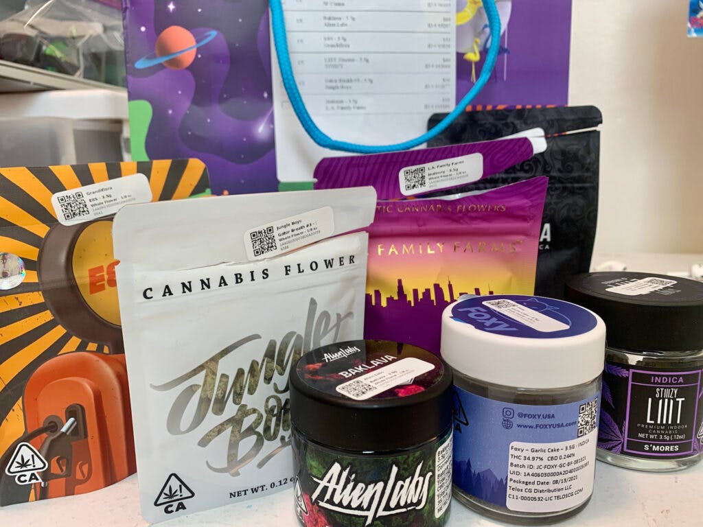 How to order weed delivery online with Leafly | Leafly