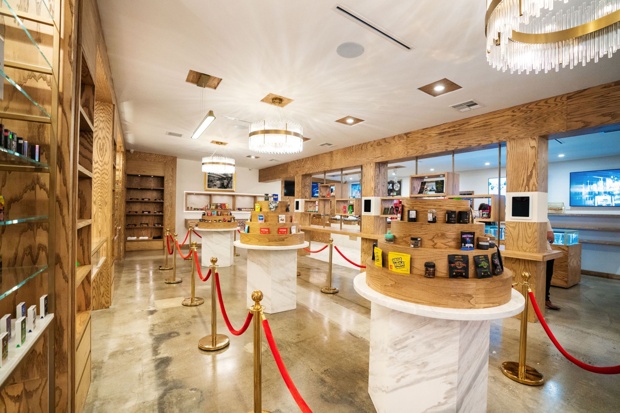 Review: Nipsey Hussle's estate opens The Marathon Collective dispensary ...