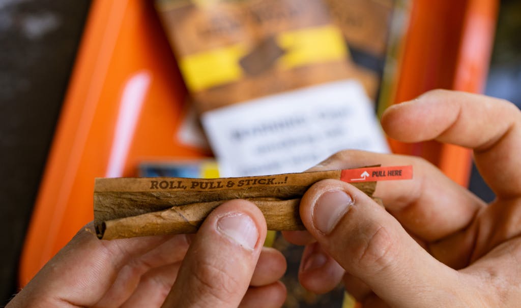 Roll a better blunt with Al Capone blunt wraps | Leafly